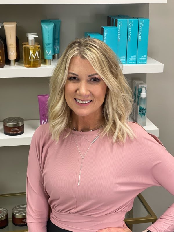 About - DeLiRe' Beauty Salon & Spa